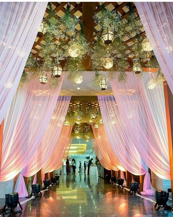 Set The Entrance With lights With These Grand Lighting Decor Ideas ...